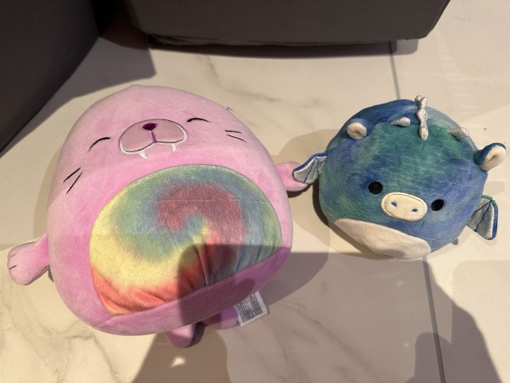 Squish- und Flip-Mallow Set (Neu (gemäss Beschreibung)) in Siebnen für ...