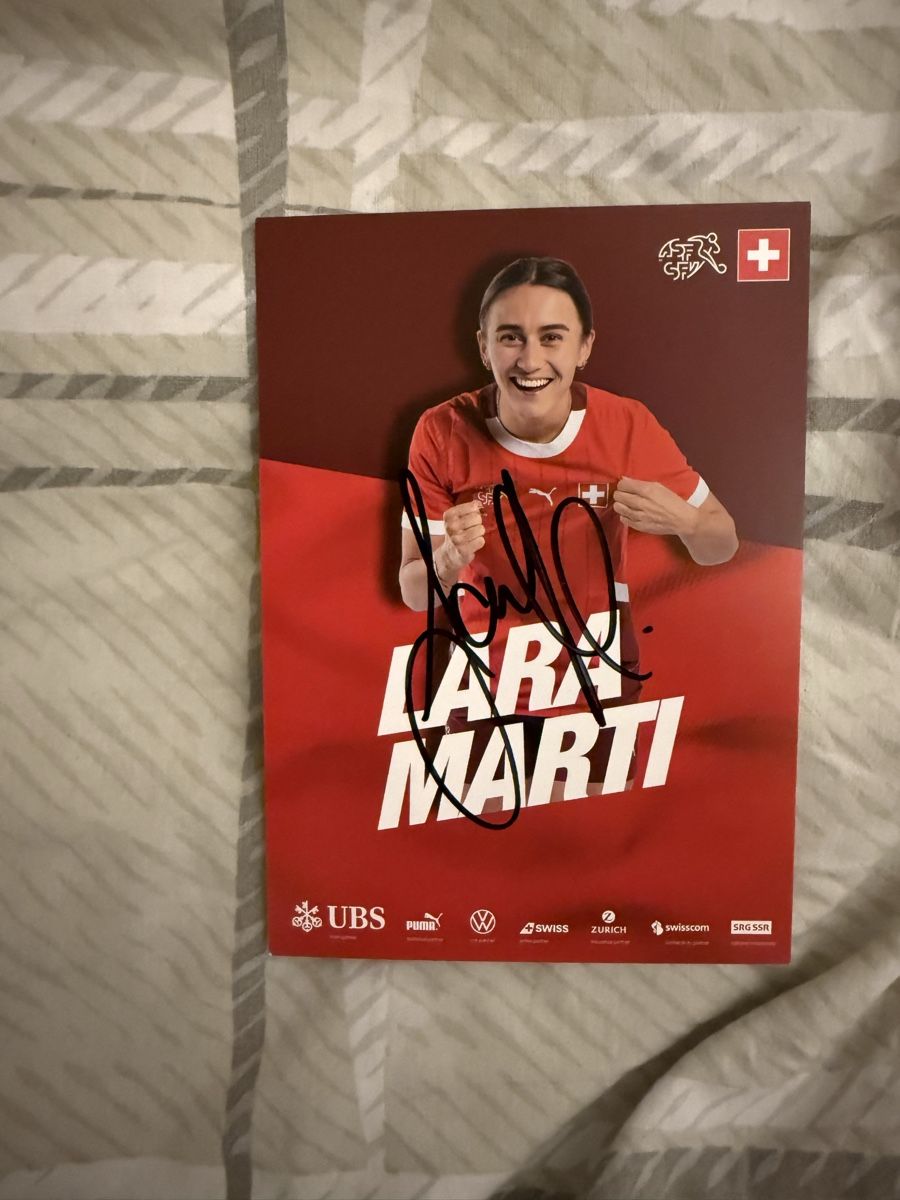 Lara Marti Autogramm - Schweizer Nati Star zu verkaufen! (Gebraucht) in ...
