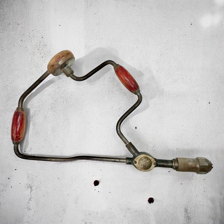 Ancienne chignole manuelle / vilebrequin d’angle ancien (D'occasion) à ...