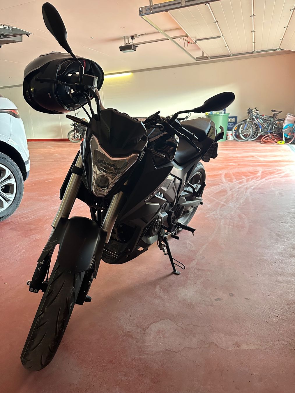 Elegantes Gebraucht Motorrad 125 Bildernull