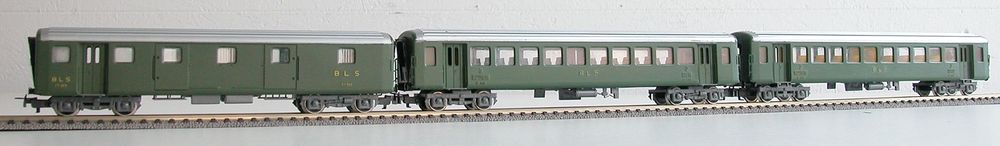 Kleinbahn 2 Personenwagen B4 Und 1 Gepäckwagen F4 Spur H0 Kaufen Auf