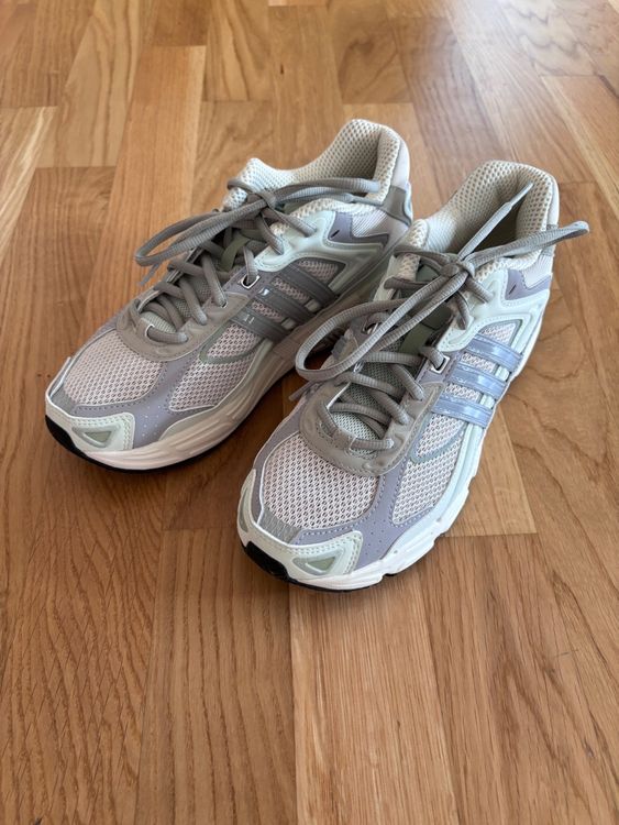 Adidas Pro Moderator. Neu! Gr. 39 | Kaufen auf Ricardo