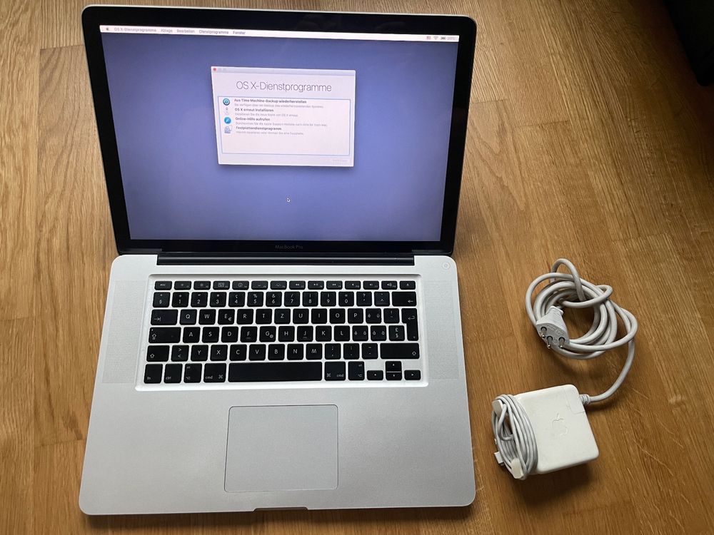 MacBook Pro (15 Zoll, Mitte 2010) (Gebraucht) in Zürich für CHF 53 ...