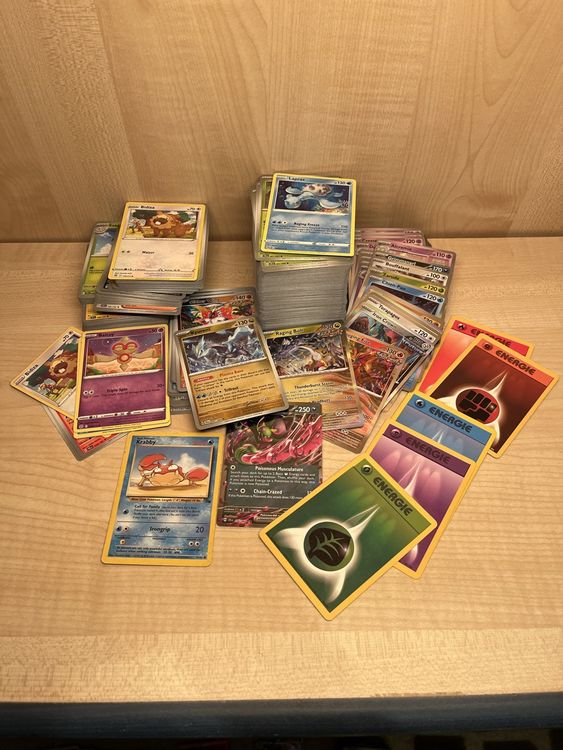 Grosse Pokémon Sammlung mit Holos & Vintage (Neu (gemäss Beschreibung)) in Abtwil SG für CHF 20 ...