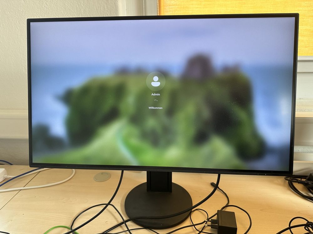 Monitor Eizo EV3285 | Kaufen auf Ricardo