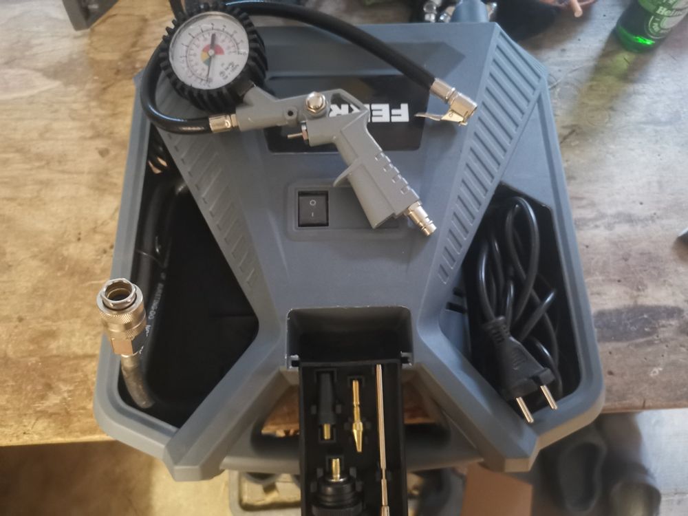 Mobiler Kompressor (Neu (gemäss Beschreibung)) in für CHF 35 – mit ...