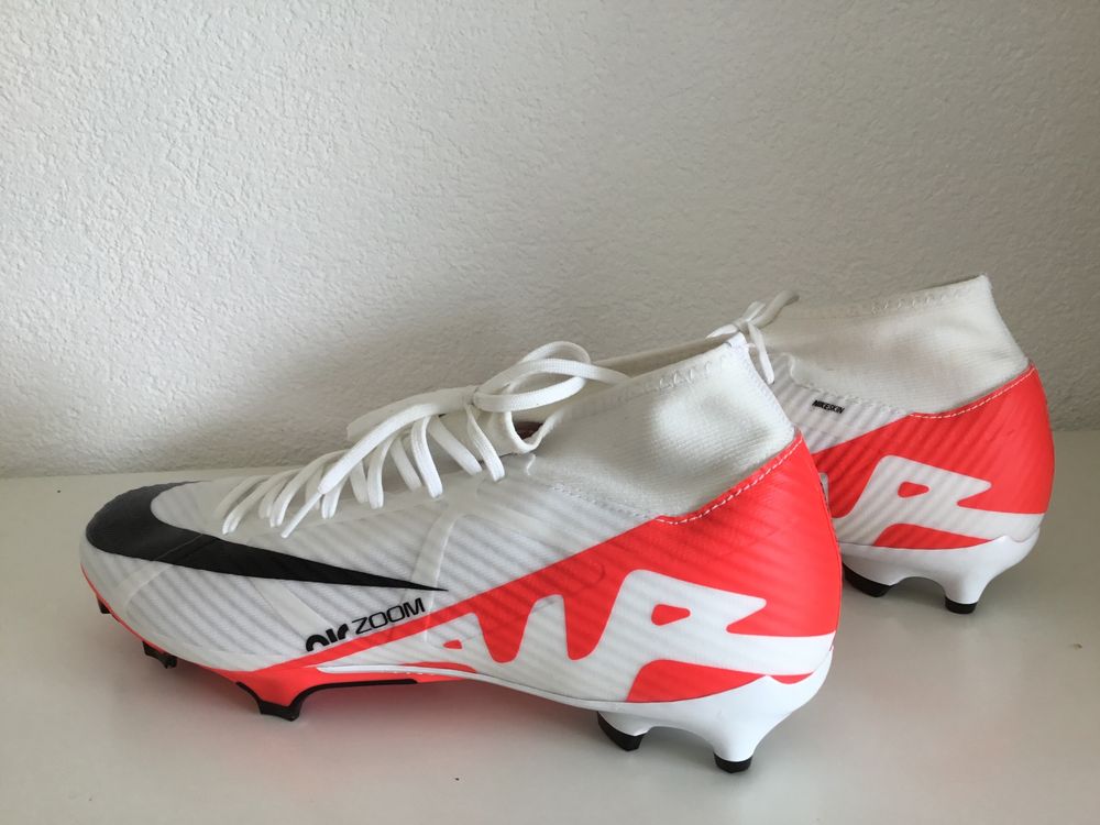 Fussballschuhe Grosse 45