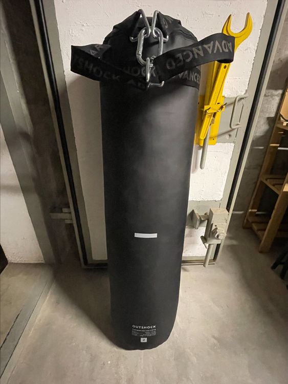BOXSACK OUTSHOCK / 120cm / 32kg (Gebraucht) in Meinisberg für CHF 29 ...