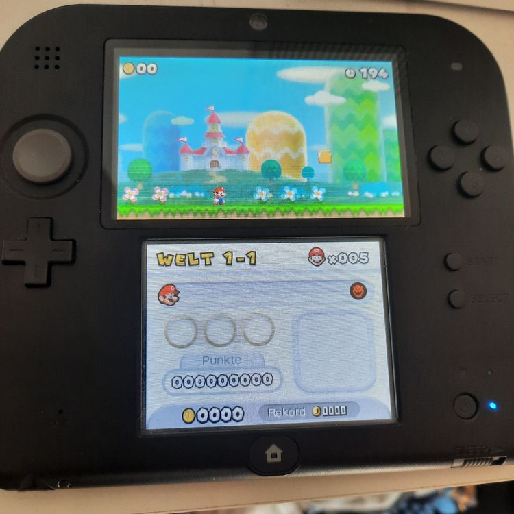 Nintendo 2DS + New Super Mario Bros 2 | Kaufen auf Ricardo