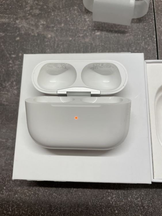 Apple AirPods Pro 1. Gen nur Ladecase (ohne Ladekabel) (Neu (gemäss ...