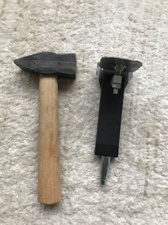 Dengelamboss mit Dengelhammer, im Set (Gebraucht) in Solothurn für CHF 91 – mit Lieferung auf ...