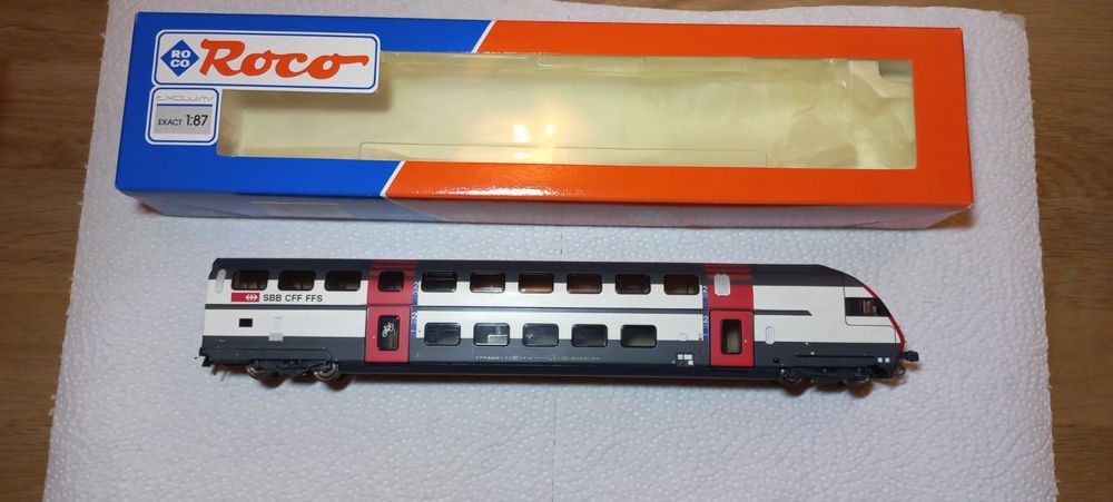 Roco 45464 SBB Dosto IC 2000 Steuerwagen Bt H0 1:87 DC (Gebraucht) in ...