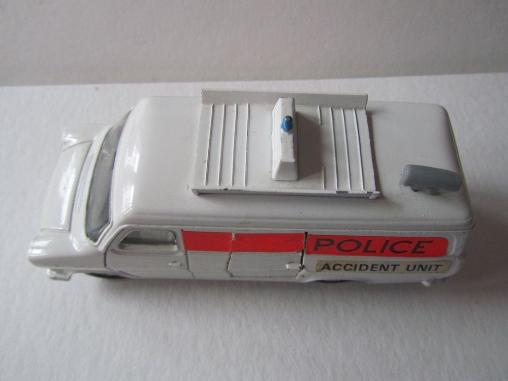 Ford Transit Van Police, Dinky Toys (Gebraucht) in Weiningen ZH für CHF ...