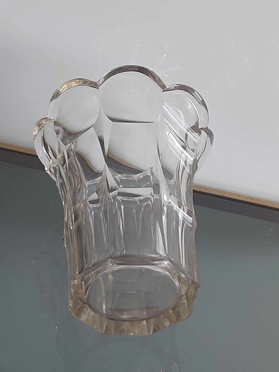 Französische Vase aus geschmolzenem Kristall geklopft (Gebraucht) in ...