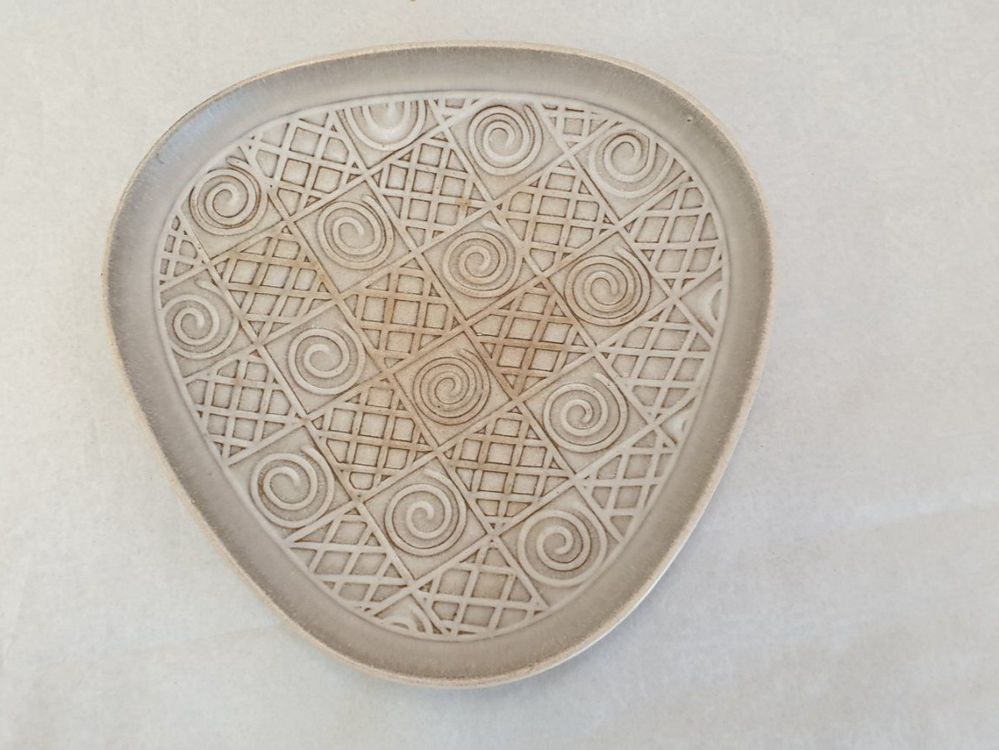 Mid Century Keramik Platte (Gebraucht) in Emmen für CHF 15 – mit Lieferung auf Ricardo kaufen