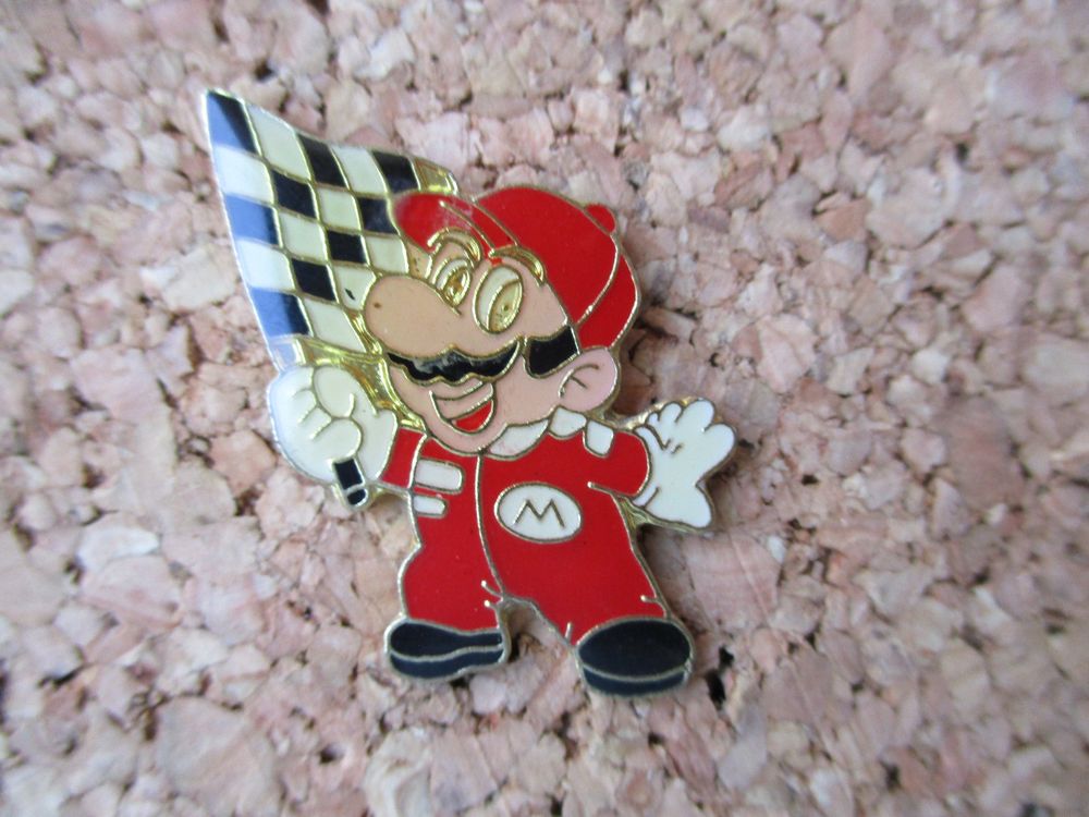 Nintendo Super Mario Pin Badge | Kaufen auf Ricardo