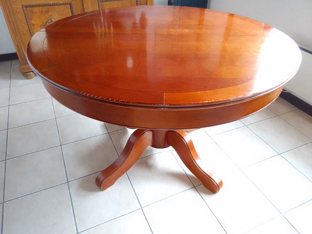 Table ronde extensible en bois massif (Gebraucht) in für CHF 100 – nur ...