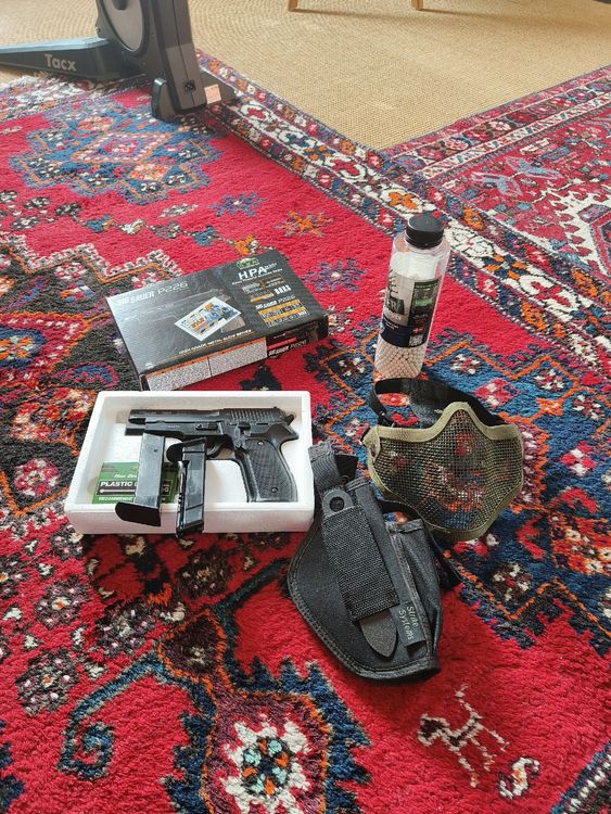 Sig Sauer Airsoft + materielle et billes (Gebraucht) in Confignon für ...