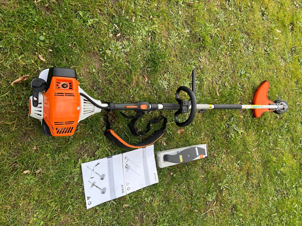 Neuwertige Rasentrimmer STIHL KM 131 R, 2020 | Kaufen auf Ricardo