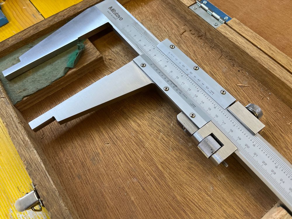 Mitutoyo Schieblehre 100cm (Gebraucht) in Unterterzen für CHF 220 – nur ...