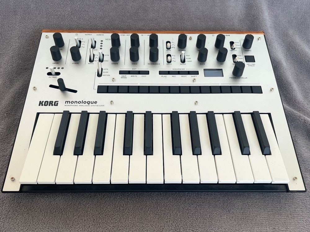 Korg Monologue Silver | Kaufen auf Ricardo