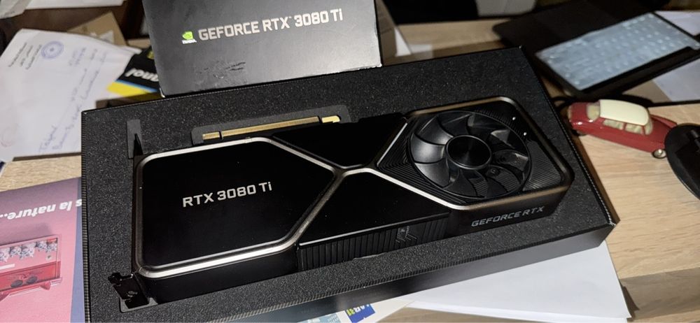 NVIDIA GeForce RTX 3080 Ti Founders Edition – Excellent état (D'occasion) à Lausanne pour CHF ...