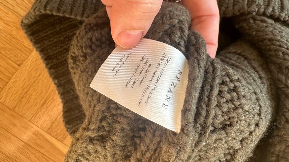 Olivgrüner James Pullover von Sézane, Grösse XS oversized (Neu (gemäss ...