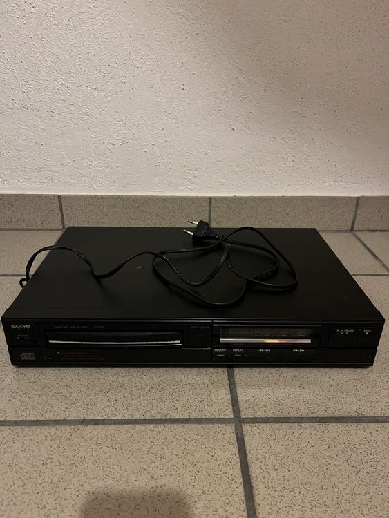 Sanyo CD Player, Model No. CP868, guter Zustand! (Gebraucht) in Suhr ...