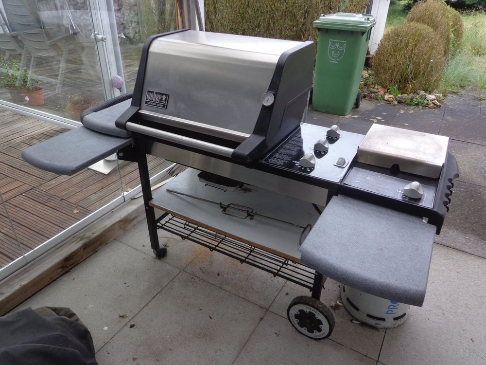 Weber Gasgrill Genesis Gold ab 1.- | Kaufen auf Ricardo