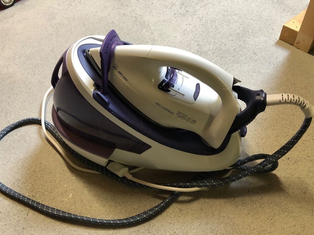 Dampfbügeleisen | Kaufen auf Ricardo