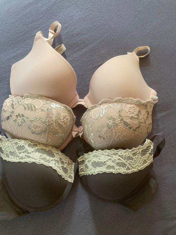 3 BHs (75B) (Gebraucht) in Soglio für CHF 5 – mit Lieferung auf Ricardo kaufen