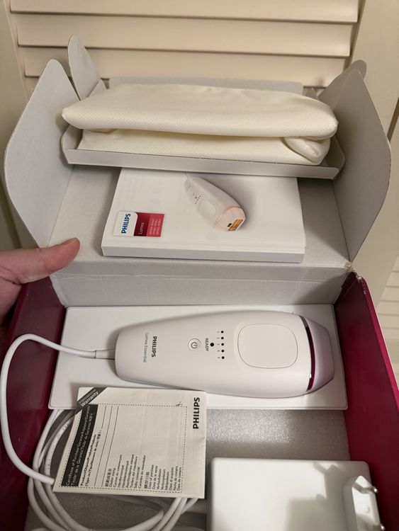 Philips Lumea Essential IPL Haarentfernung - Top Zustand! (Neu (gemäss ...