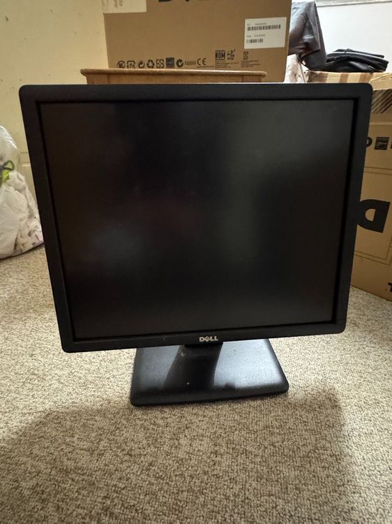 3x Dell E1913S Monitor (19 Zoll) (Gebraucht) in Winterthur für CHF 20 ...