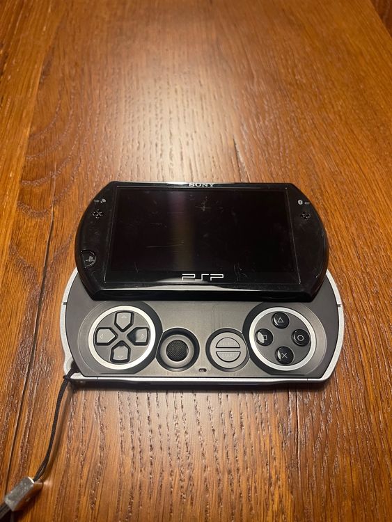 PSP Go Portable (Gebraucht) in für CHF 115 – mit Lieferung auf Ricardo ...