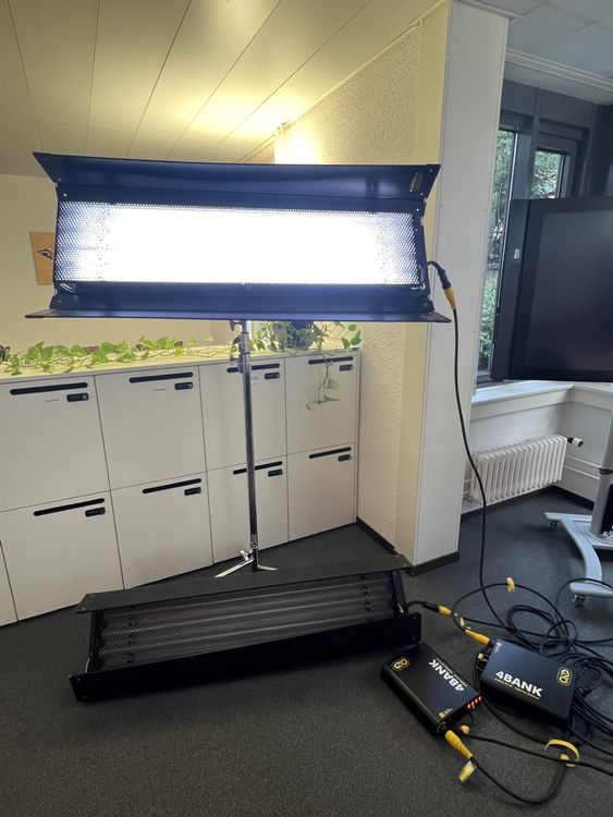 Kino Flo Lighting System / Beleuchtung Kino, Produktion (Gebraucht) in ...