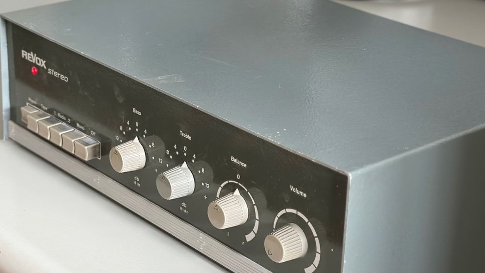 ReVox Modell 40 Vintage Kult Swiss Röhren Vollverstärker (Gebraucht) in Rickenbach SZ für CHF ...