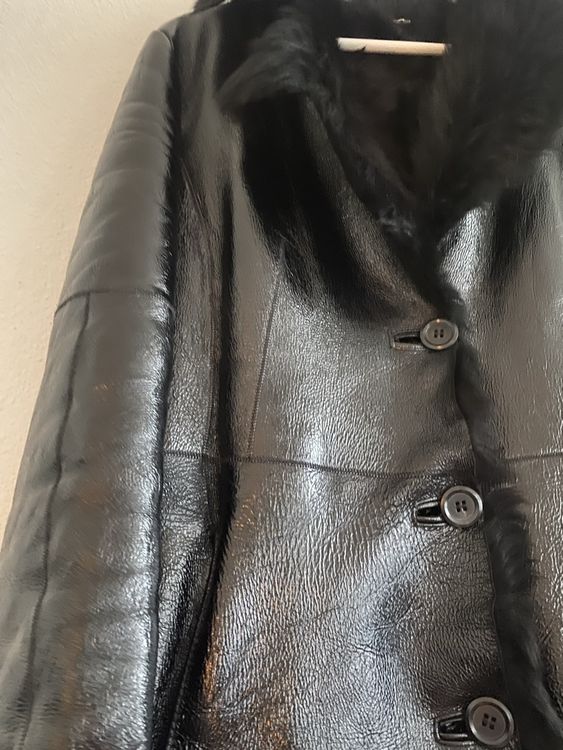 Hugo Boss, shearling coat, black lack, size 36 | Kaufen auf Ricardo