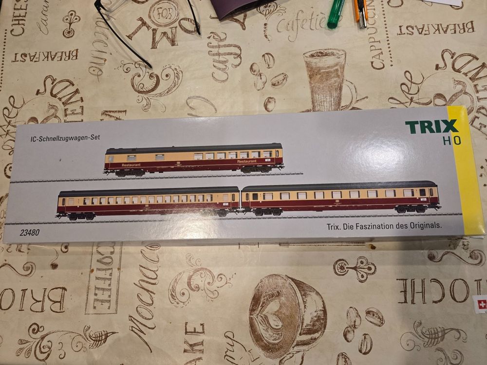 Trix 23480 IC Schnellzugwagen-Set für Märklin mit LED (Neu (gemäss ...