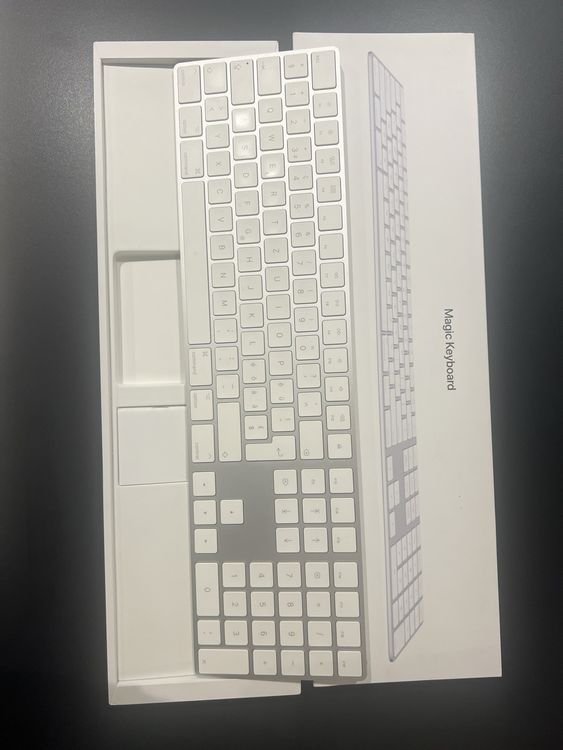 Magic Keyboard clavier APPLE (Neu (gemäss Beschreibung)) in Commugny ...