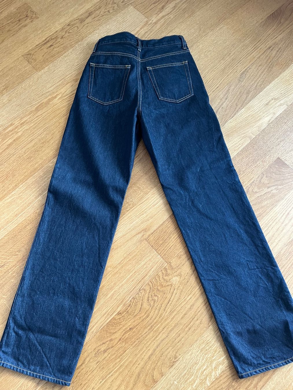 NEU! Sehr schöne Jeans von COS Regular Fit Gr. 25 (Gebraucht) in ...