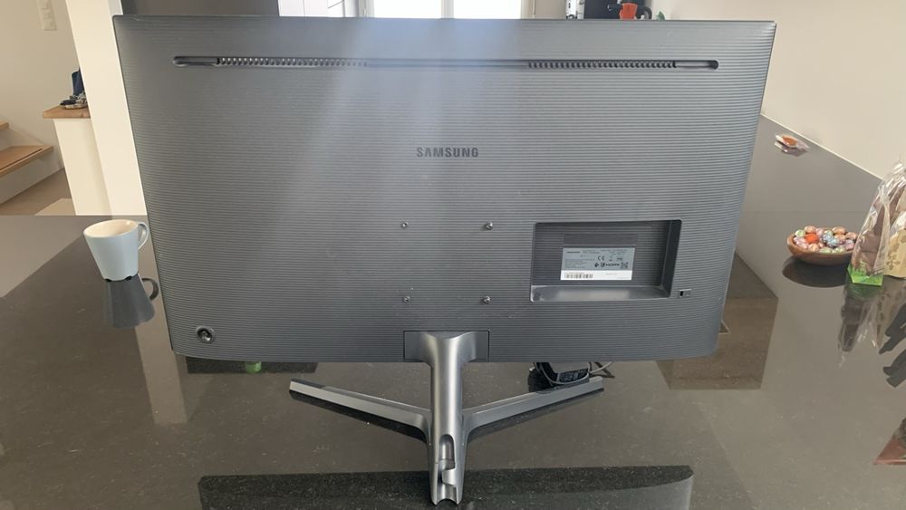 Samsung 32 Zoll Monitor | Kaufen auf Ricardo