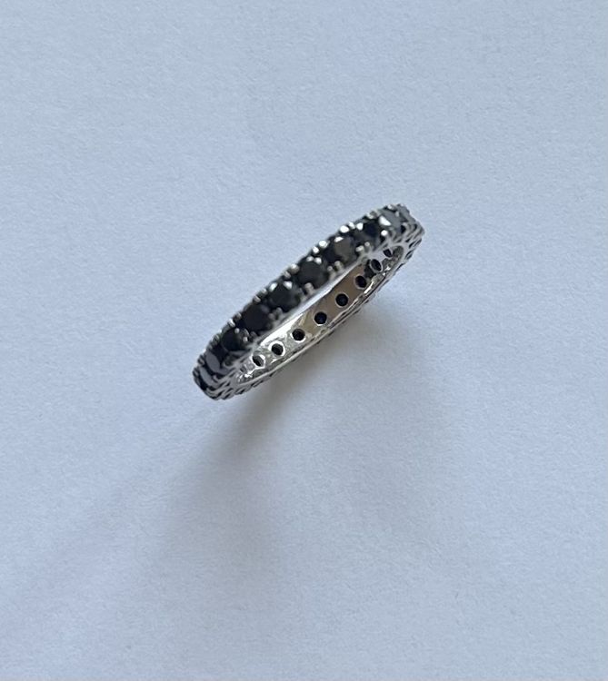 Alliance Ring mit schwarzen Diamanten 750 Weissgold | Kaufen auf Ricardo