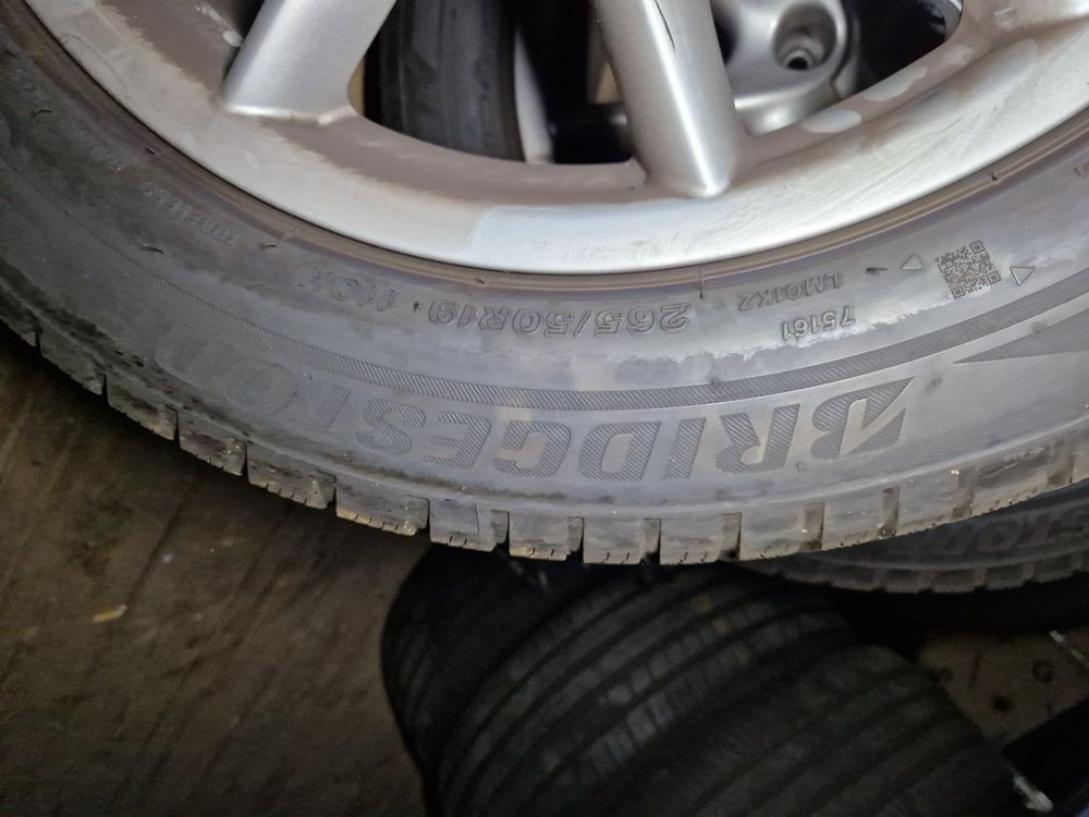 Porsche Felgen + Winterpneu Bridgestone 265/50 R19 | Kaufen auf Ricardo