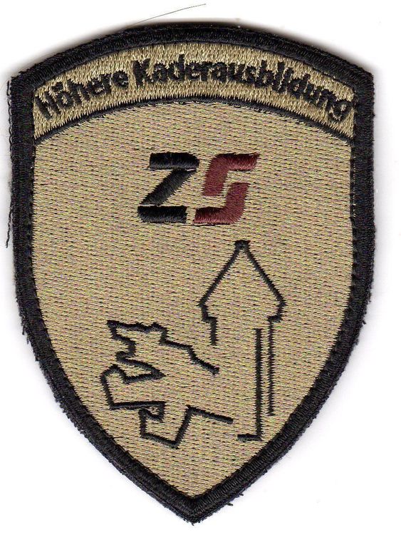 Badge Höhere Kaderausbildung ZS | Kaufen auf Ricardo