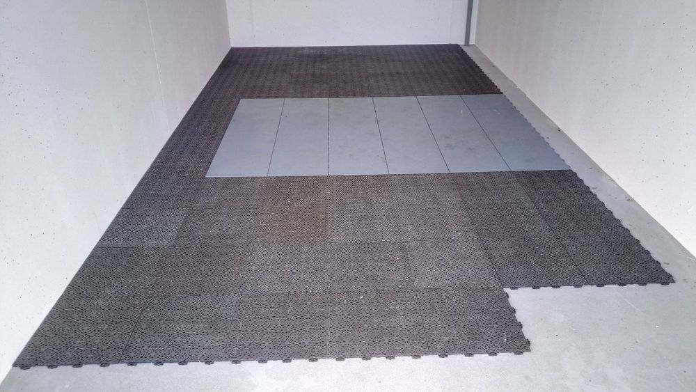 Bodenplatten Kunststoff Bergo Royal 30x30cm. occ. (Gebraucht) in für ...