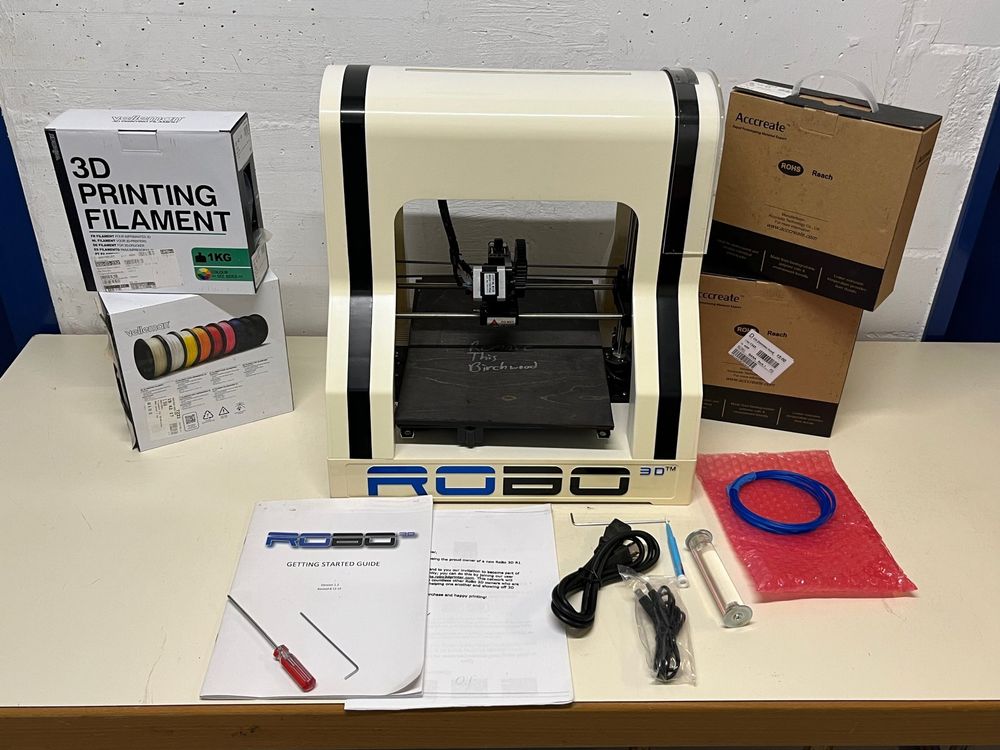 ROBO R1 3D Drucker mit Zubehör ab 1 Fr. ! (Defekt) in Dettighofen für CHF 16 – nur Abholung auf ...