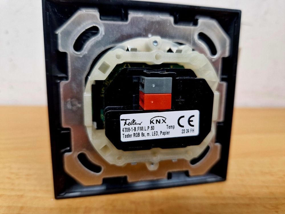 UP-KNX-8fach Taster RGB Feller TEMP | Kaufen auf Ricardo