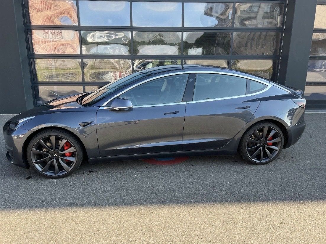 Tesla Model 3 Performance | Long Range | Dual Motor (Gebraucht) in ...