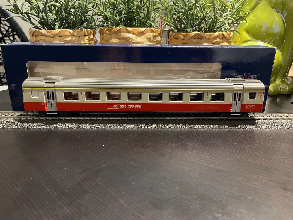Liliput L388556 SBB Swiss-Express Epoche V 1. Klasse-Wagen (Gebraucht) in Solothurn für CHF 55 ...