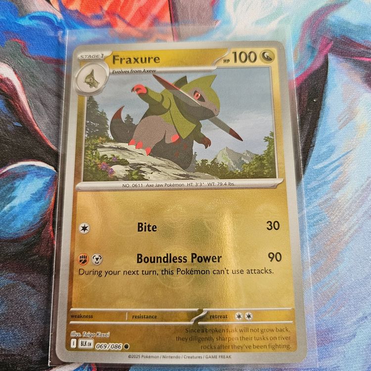 Pokemon Fraxure BLK EN 069/086 Pokeball Reverse Holo (Gebraucht) in ...